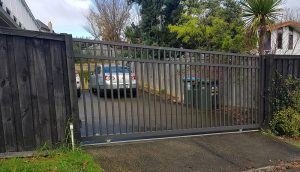 Driveway Gates Auckland NZ | Aluminium Driveway Gate